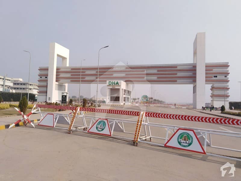 ڈی ایچ اے ڈیفنس ۔ سیکٹر وی ڈی ایچ اے فیز 1 ڈی ایچ اے ڈیفینس ملتان میں 5 ...